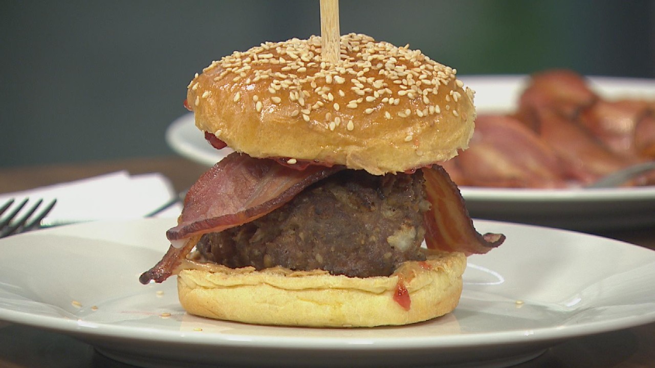 The Elvis Burger | Ireland AM
