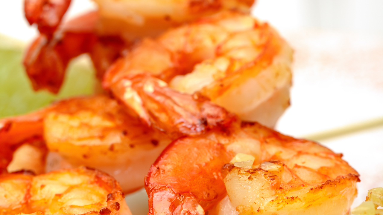 Sweet and Spicy King Prawns | Ireland AM