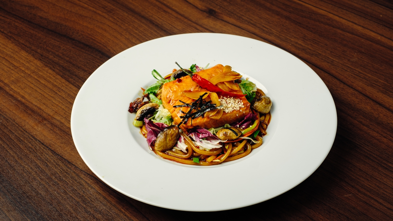 Teriyaki Miso Glazed Salmon with Bok Choi Udon Noodle Stir Fry | The Six O'Clock Show